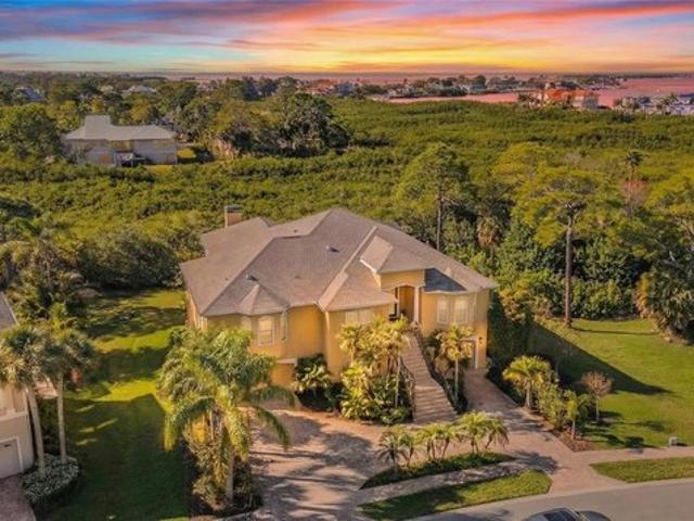 2101 N Pointe Alexis Dr, Tarpon Springs, FL 34689