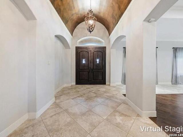 2101 Oak Valley Dr