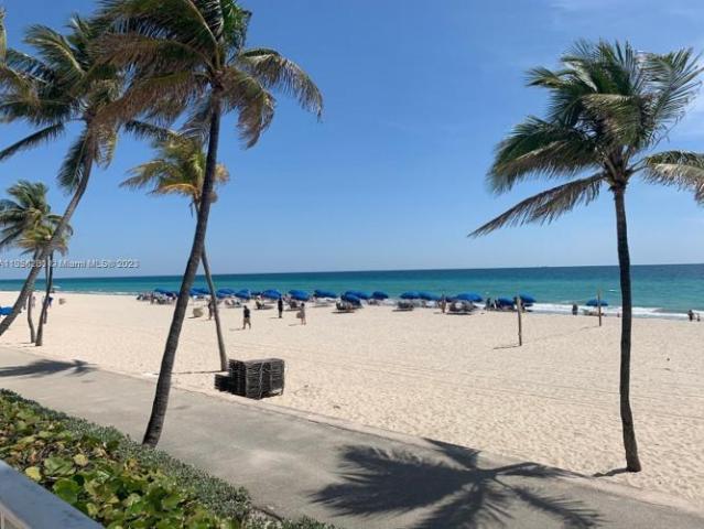 2101 Ocean Dr S #2407, Hollywood, FL 33019