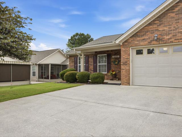 2101 Applebrook Drive