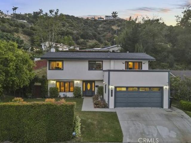 2101 Ashington Dr, Glendale, CA 91206