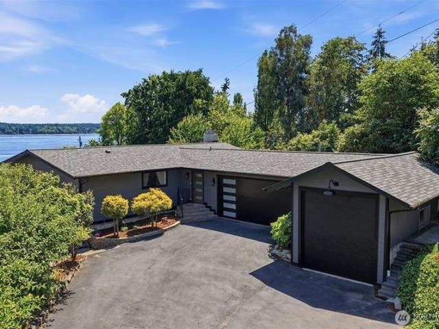 2101 Beverly Beach Dr NW, Olympia, WA 98502