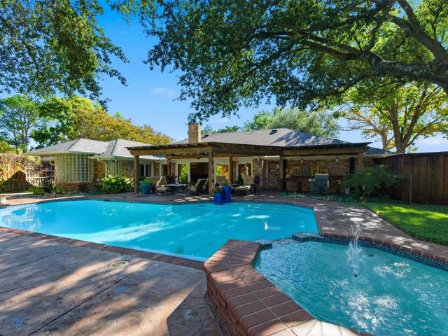 2101 Brentgate Dr, Arlington, TX 76017 | MLS #21263 | Compass