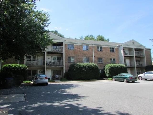 2101 Cedar Run Dr Apt 206, Camp Hill, PA 17011