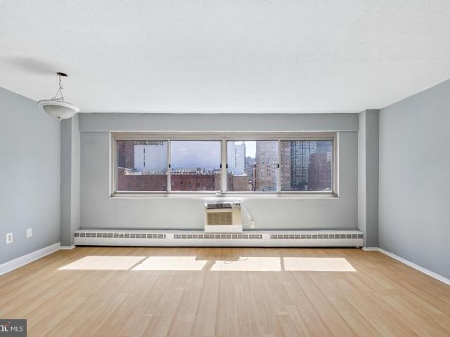2101 Chestnut Street # 1008