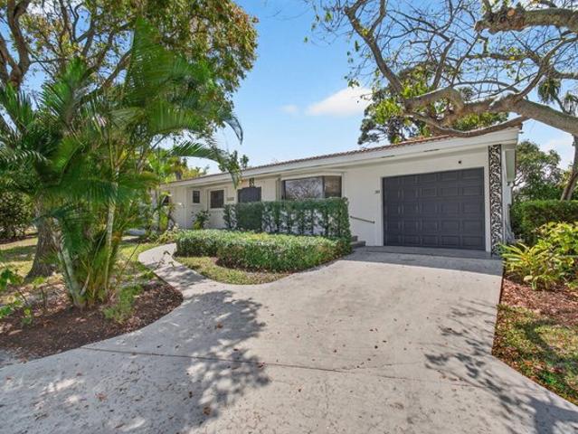 2101 Collier Ave, Lake Worth Beach, FL 33461