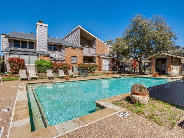 2101 Count Fleet Dr, Unit 502, Arlington, TX 76011 | MLS #21212