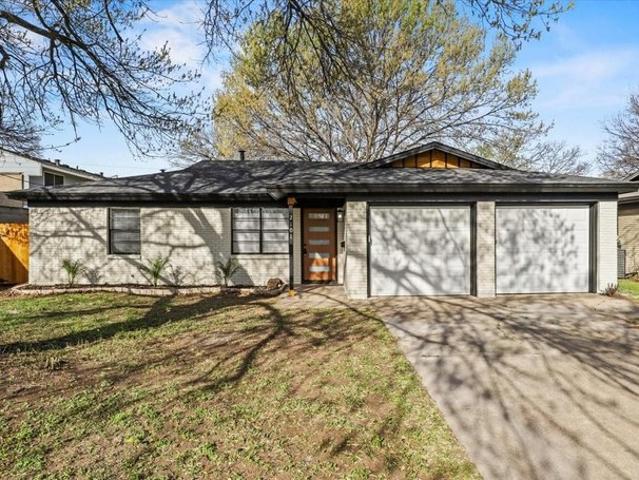2101 Dayton St, Haltom City, TX 76117