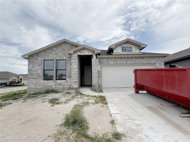 2101 Fury Dr, Portland, TX 78374
