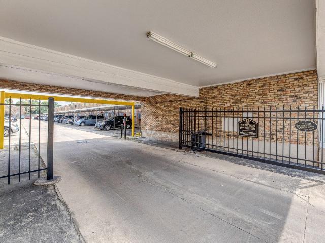 2101 Fountain View Dr, Unit 46C, Houston, TX 77057 | MLS #64218