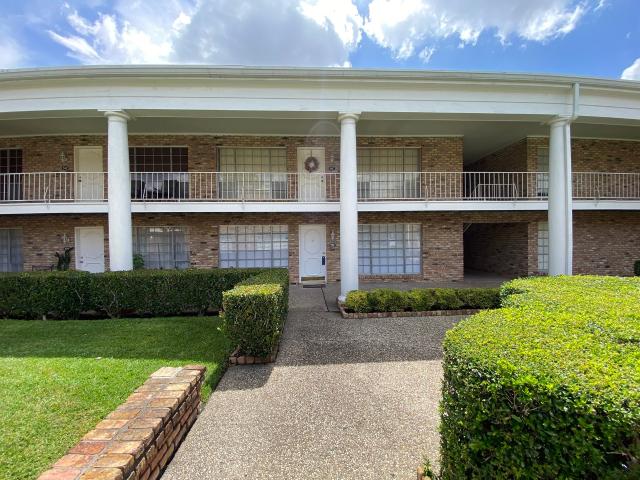 2101 Fountain View Dr, Unit 55C, Houston, TX 77057 | MLS #90246 | Compass