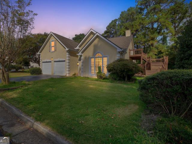 2101 Highland Club Drive SE