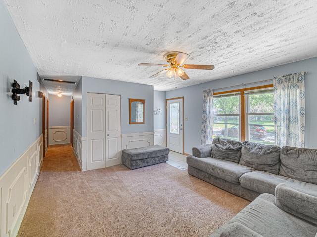 2101 Hollandale Drive