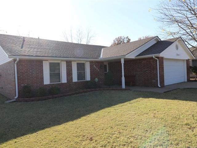 2101 Jefferson Pl, Bartlesville, OK 74006