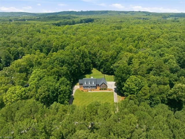 2101 River Road