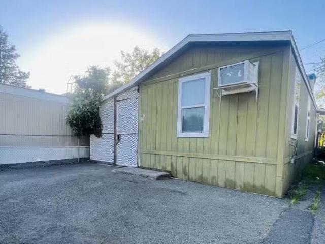 2101 S STATE ST SPC 29, UKIAH, CA 95482 Single Family Residenc.