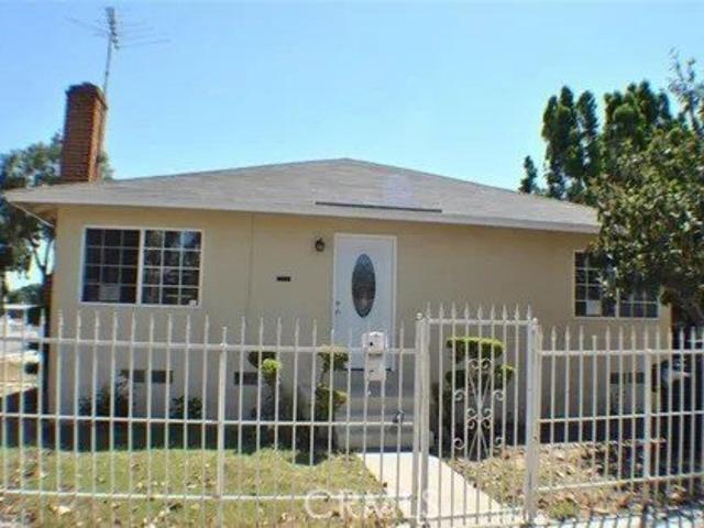 2101 S Sycamore St, Santa Ana, CA 92707