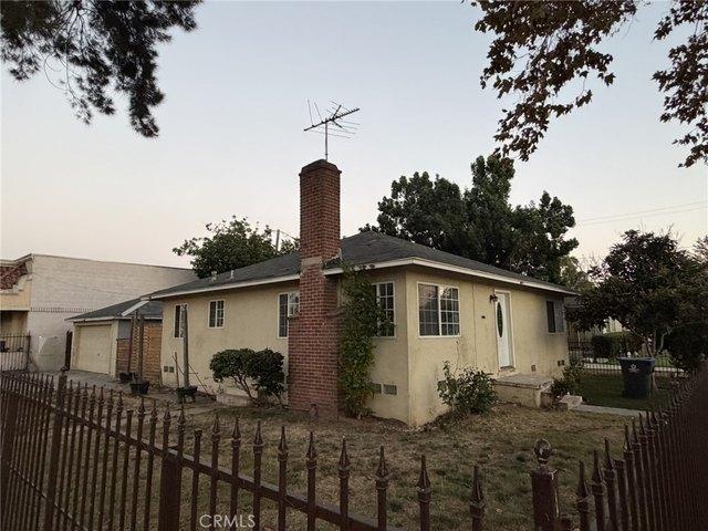 2101 S Sycamore St, Santa Ana, CA 92707