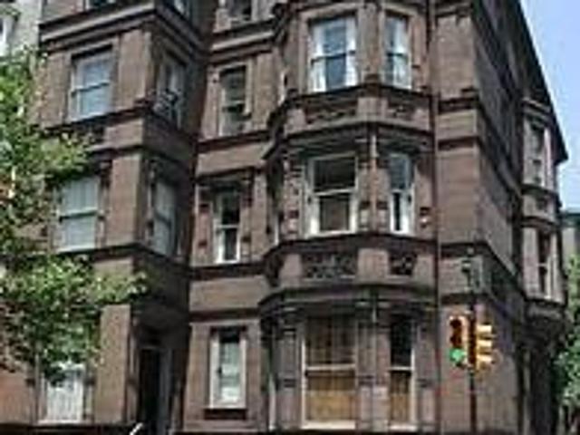 2101 Spruce St #3M Philadelphia, PA 19103