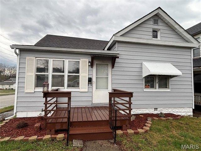 2101 Spruce St, Hannibal, MO 63401