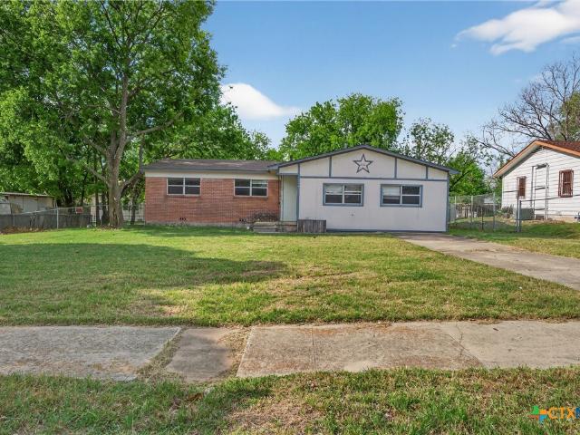 2101 Urbantke Lane