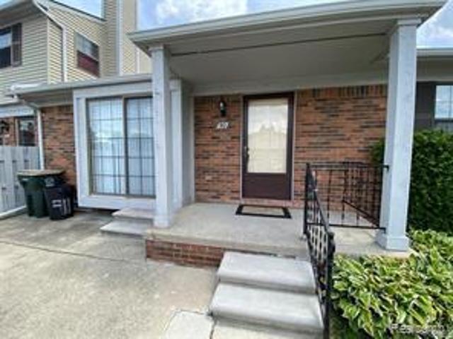 2101 VINE Way # 90