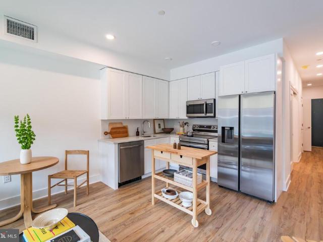 2101 washington ave # one bedroom unit