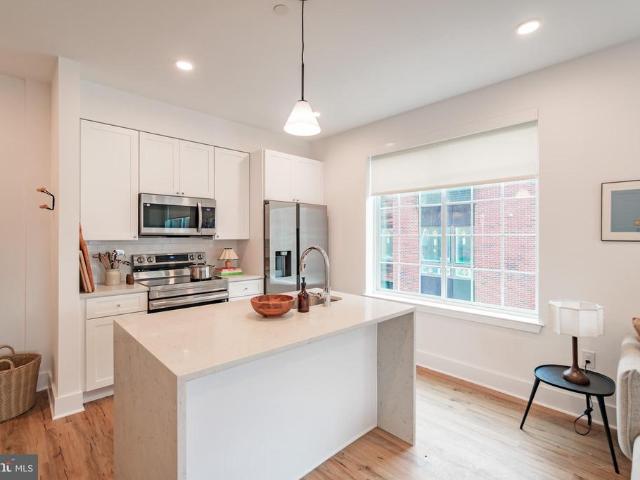 2101 Washington Ave # UNIT 323