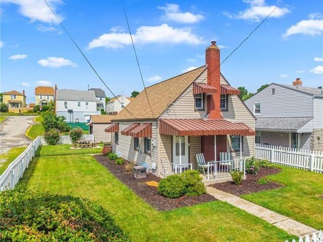 2101 Wesley St, McKeesport, PA 15132