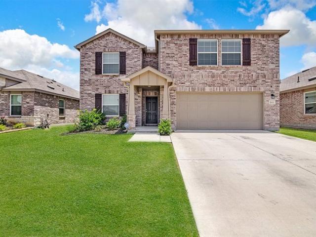 2101 Winding Creek Way, Denton, TX 76208
