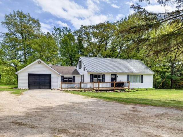 21020 River Rd, Grand Rapids, MN 55744