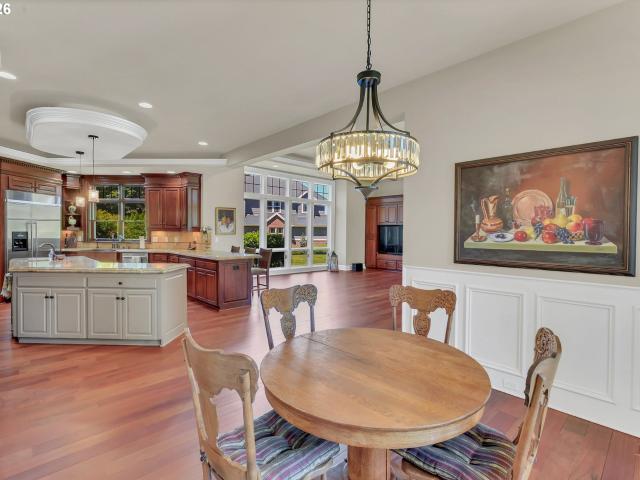 21020 s meadowridge ct