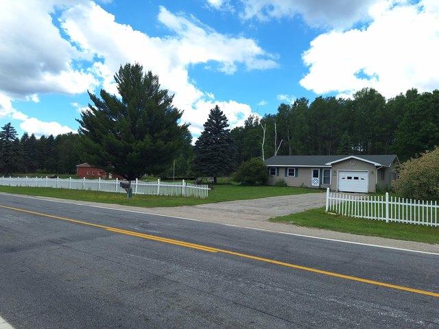 21024 Sylvan Rd, Reed City, MI 49677