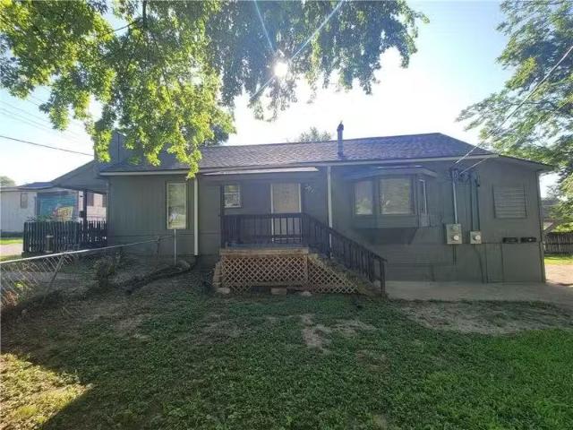 2102 Messanie Street, Saint Joseph, MO 64507 649086910