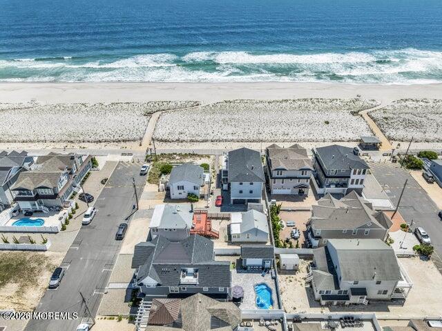 2102 Oceanfront Unit LOWER