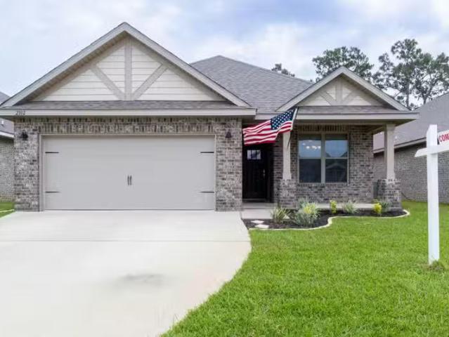 2102 CAMBRIDGE PARK DR, GULF BREEZE, FL 32563 Single Family Re.
