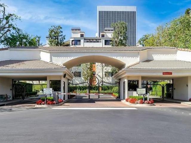 2102 Century Park Ln #413, Los Angeles, CA 90067