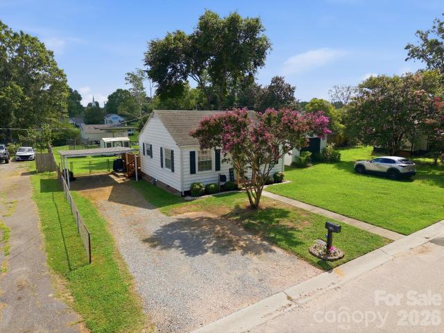 2102 Englewood Street
