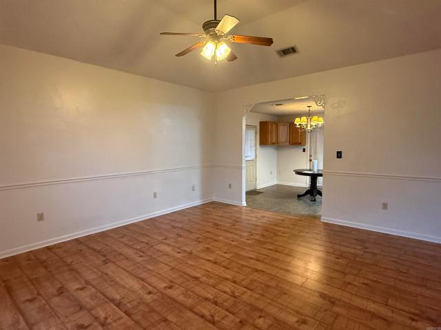 2102 Jonathan Lane