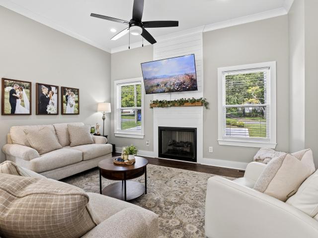 2102 Peerless Road NW