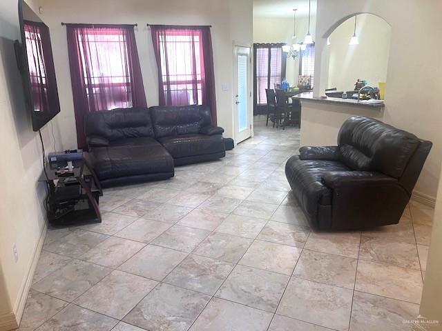 2102 Stonegate Drive