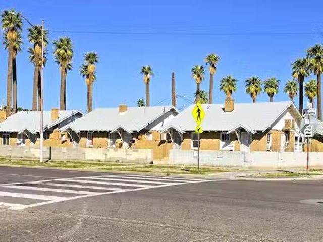 2102 W Adams St, Phoenix, AZ 85009 MLS 6749136