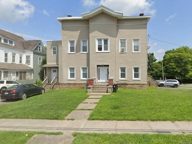 2102 Whitesboro St Apt 4, Utica, NY 13502