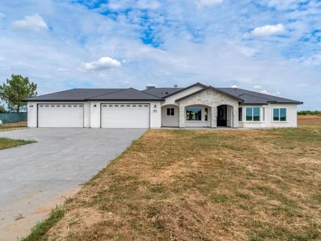 21035 Forest Glen Rd, Madera, CA 93638