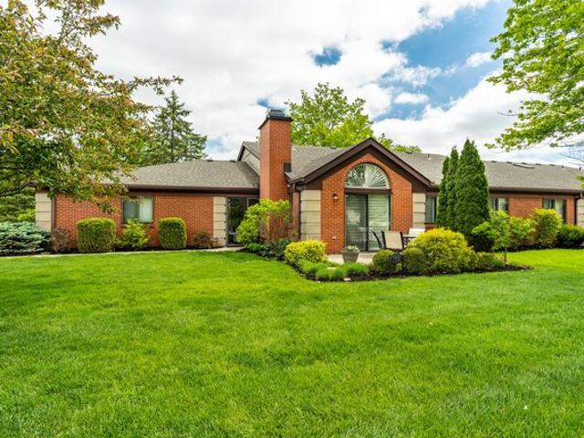 2103 Oak Run Dr N, Indianapolis, IN 46260