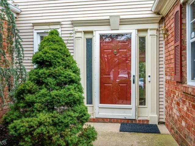 2103 Ackmen Ct