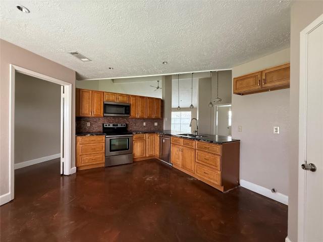 2103 Barrington Place Drive