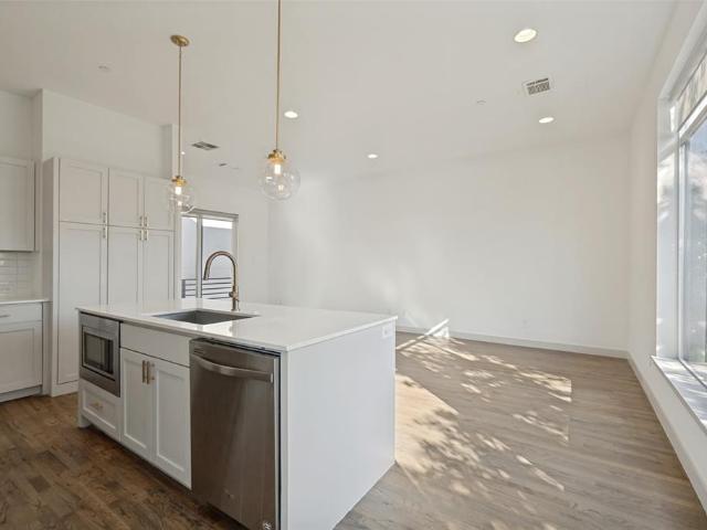 2103 Bennett Avenue # 60