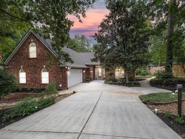 2103 Carriage Run W, Conroe, TX 77384