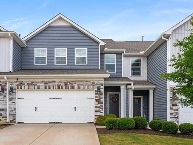 2103 Cherry Top Dr, Fuquay Varina, NC 27526